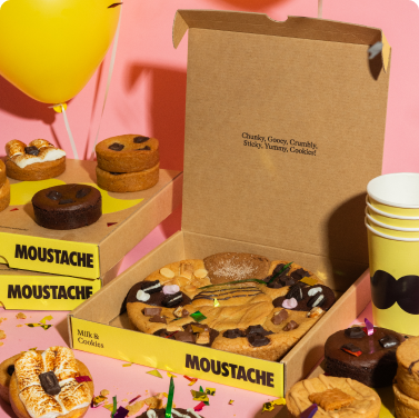 Moustache Milk & Cookie Bar